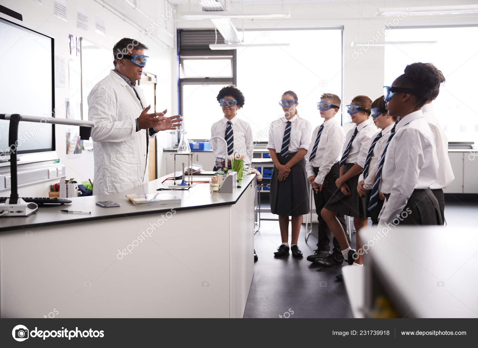 Man Teacher Students Science Class Stock Photo by ©monkeybusiness 231739918