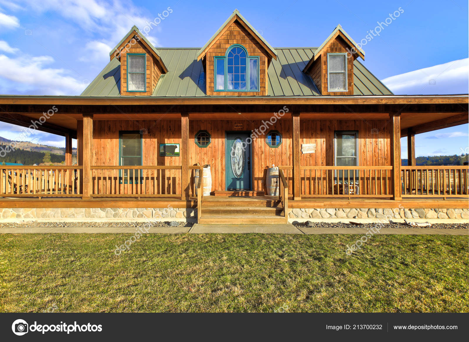 Paisaje De Casa Estilo Rancho Moderno 127,172 En La Categoría «Casa