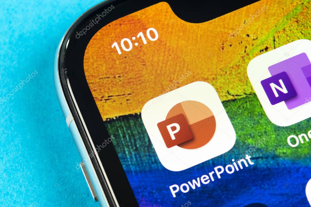 Icono de aplicación Powerpoint de Microsoft Office en el primer plano ...
