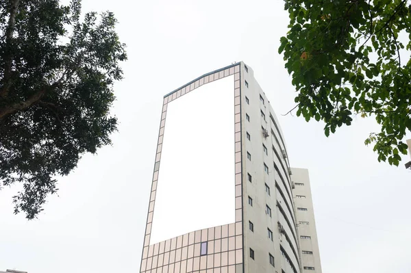 Kalpataru tower off akurli road opp esis hospital kandivali east mumbai ...