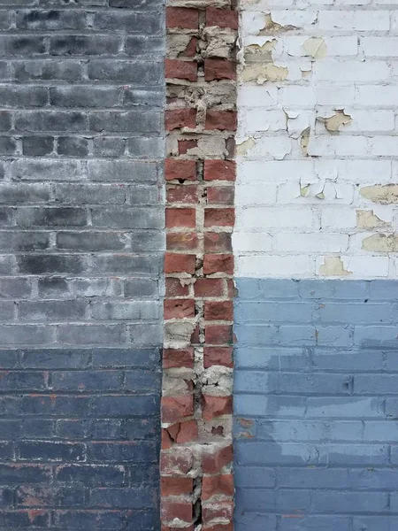 Old brick pipe images libres de droit, photos de Old brick pipe ...