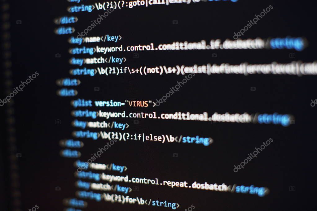 Programador desarrollador de pantalla, codificación de aplicaciones web. Guión en el ordenador ...