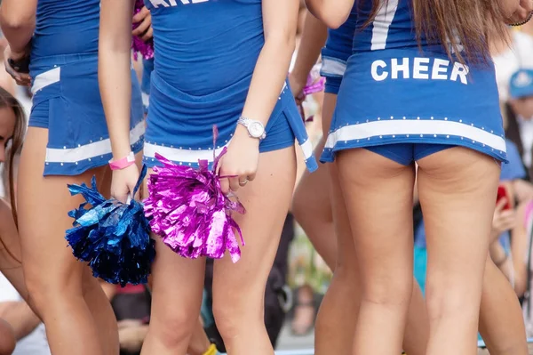 Cheerleader girls Stock Photos, Royalty Free Cheerleader girls Images | Depositphotos