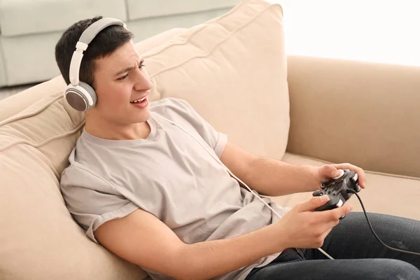 Playing xbox one Stock Photos, Royalty Free Playing xbox one Images ...