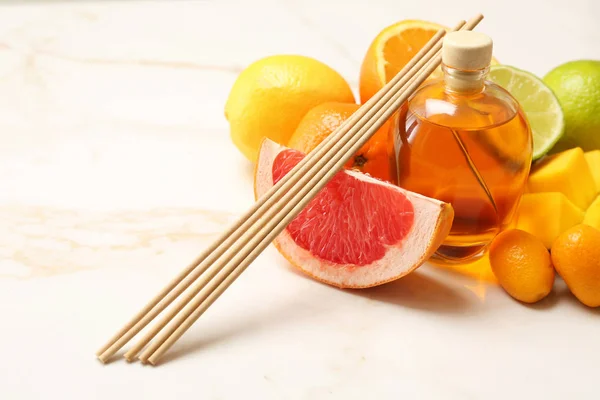 Reed diffuser Stock Photos, Royalty Free Reed diffuser Images ...