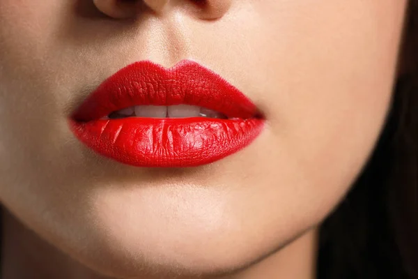 Hot red lips blow job gifs images libres de droit, photos de Hot red ...