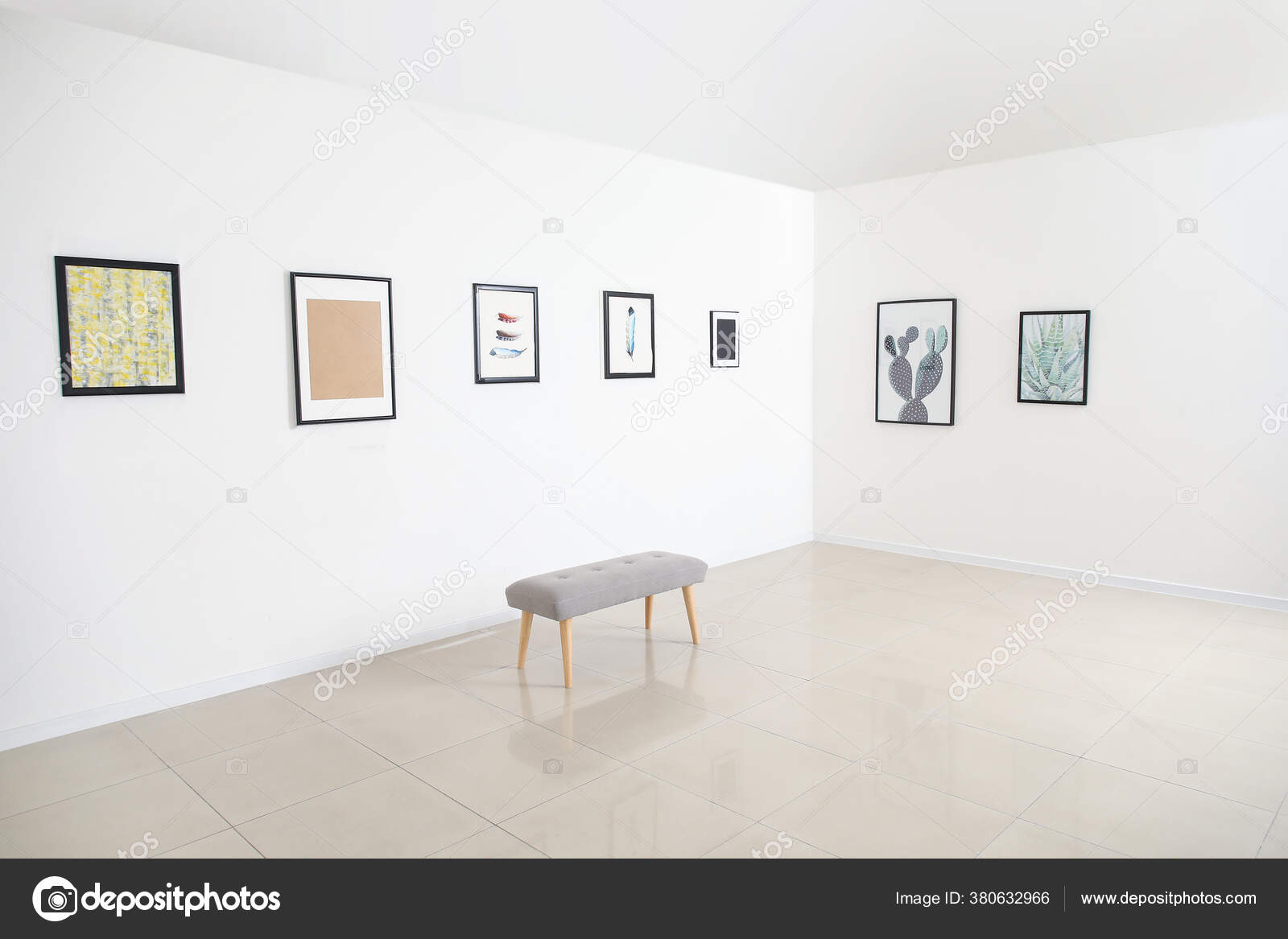 Interior Modern Art Gallery — Stock Photo © serezniy #380632966