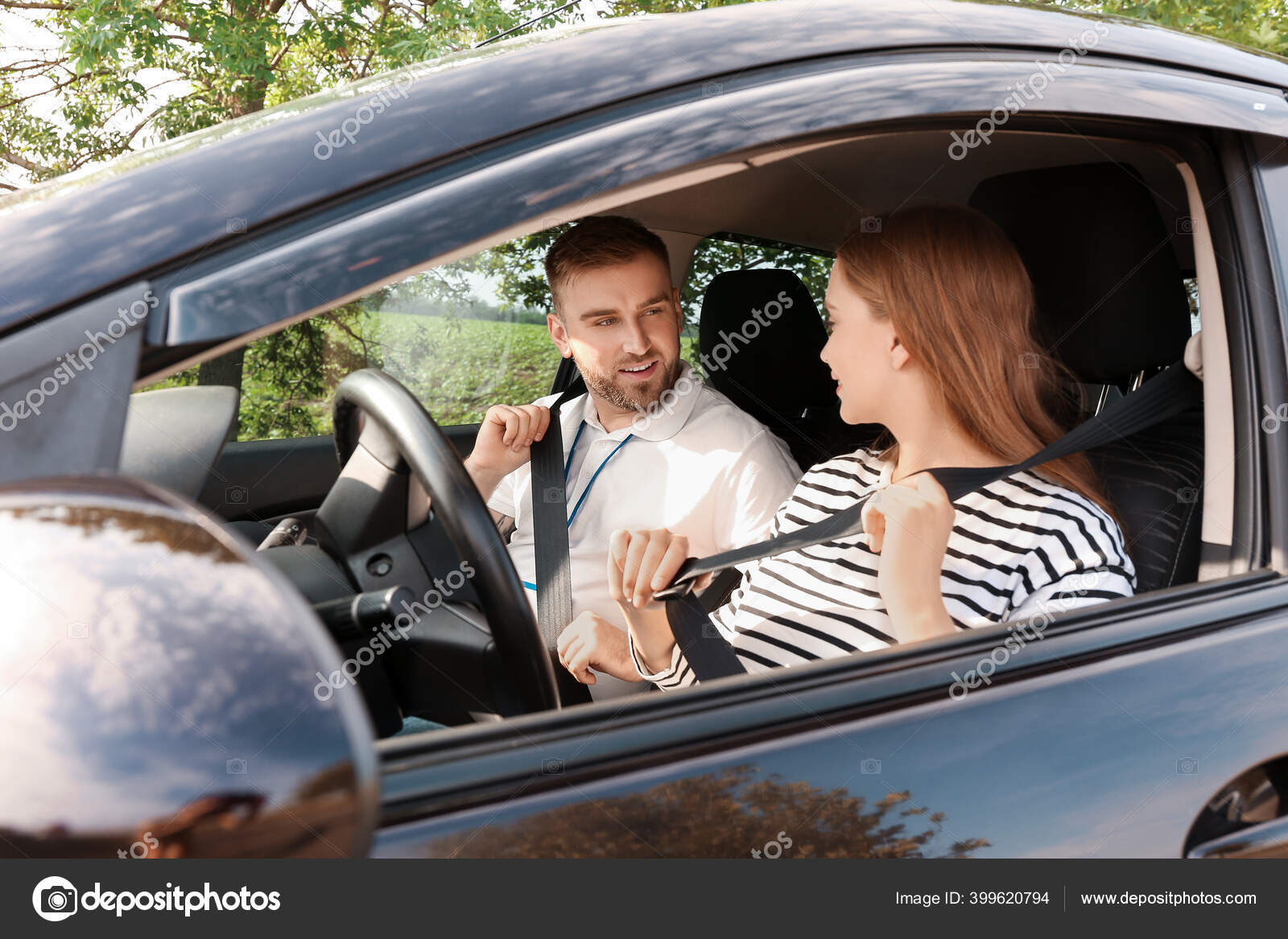 Instructor Conducting Driver Licence Test — Stock Photo © serezniy ...
