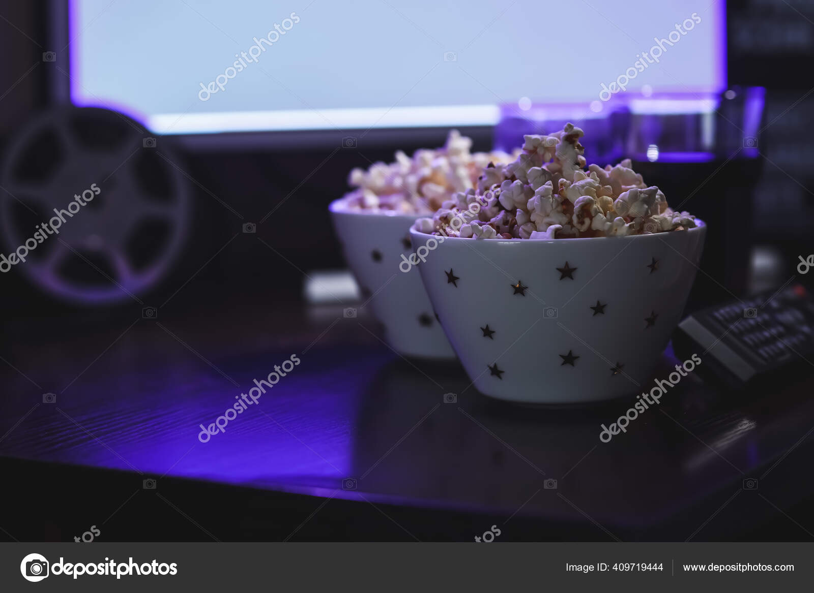 Popcorn Bowls Table Room — Stock Photo © serezniy #409719444