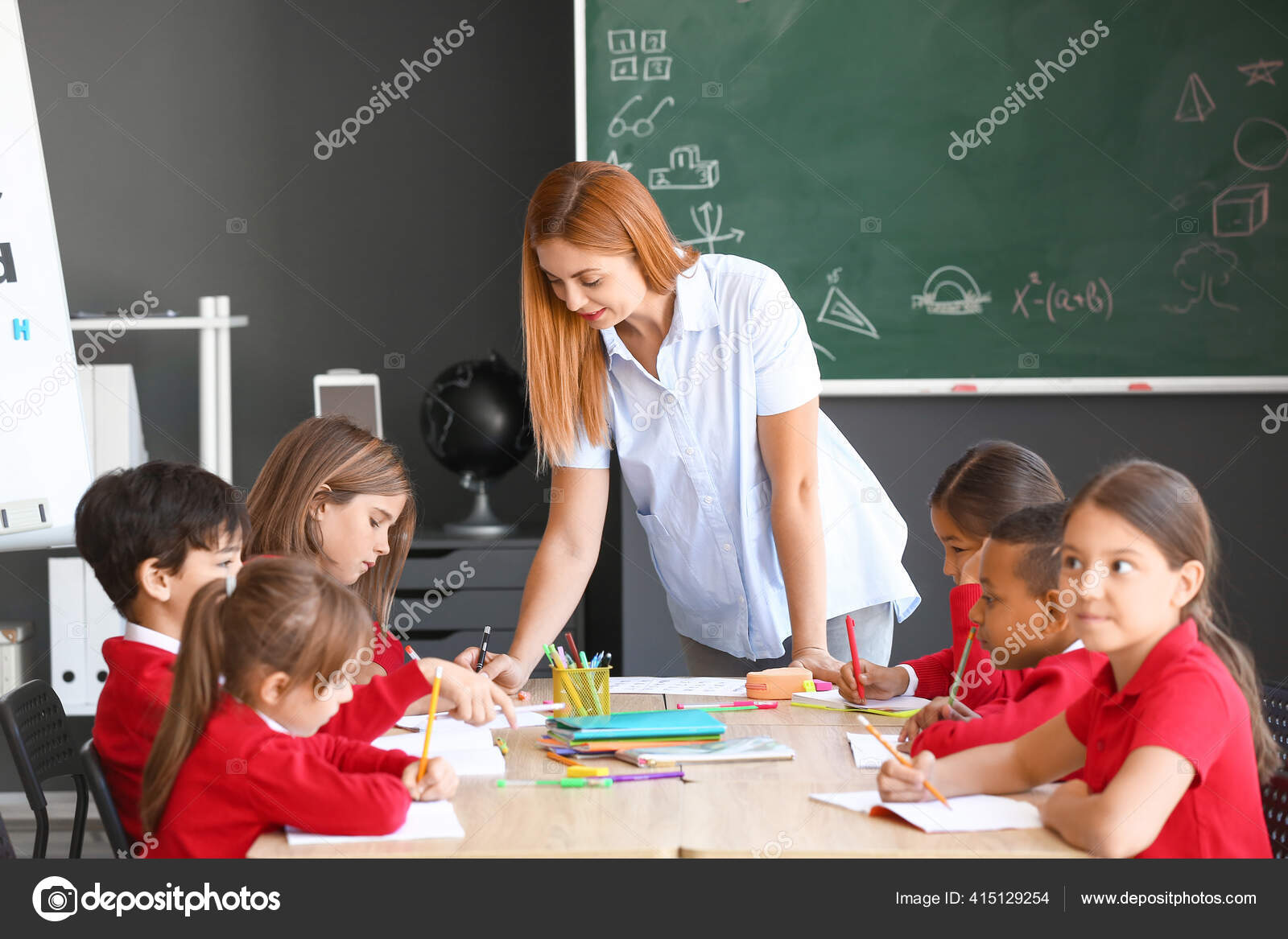 Teacher Conducting Lesson Classroom — Stock Photo © serezniy #415129254