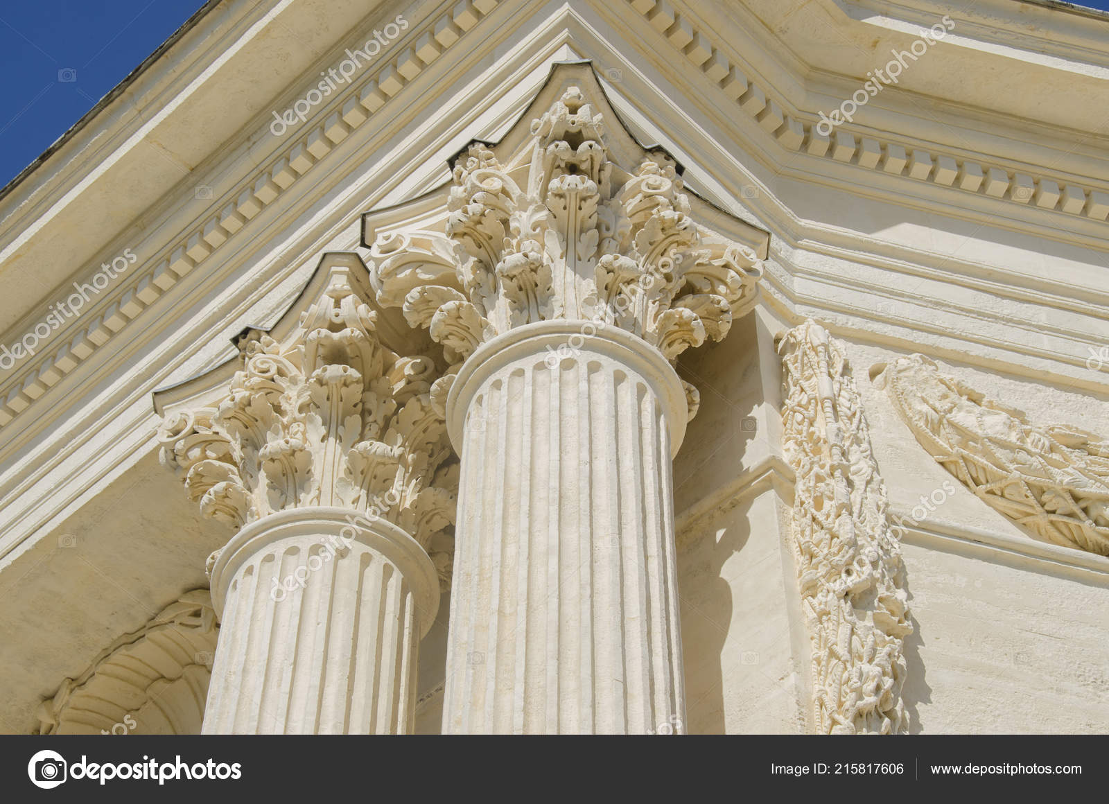 Sculpture Details Ancient Columns Stock Photo by ©Joeblack 215817606