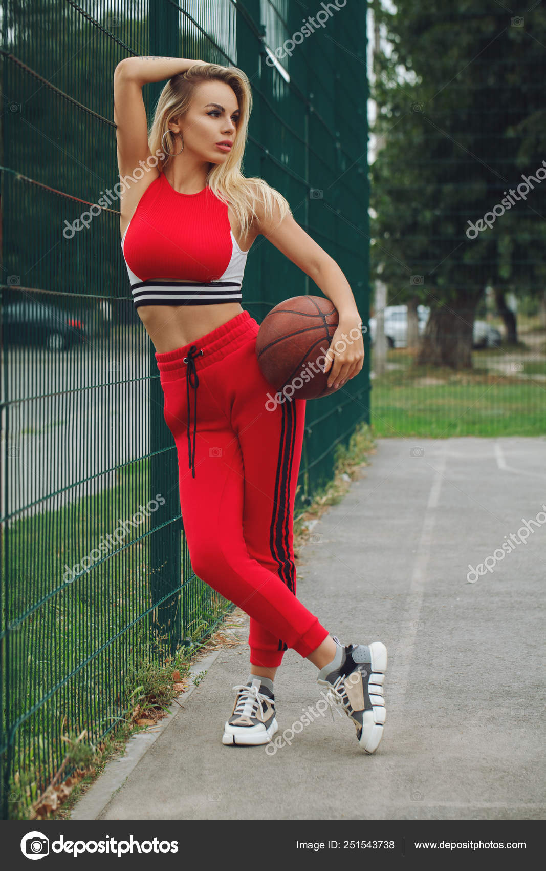 Perfect Body Blonde Teen Telegraph