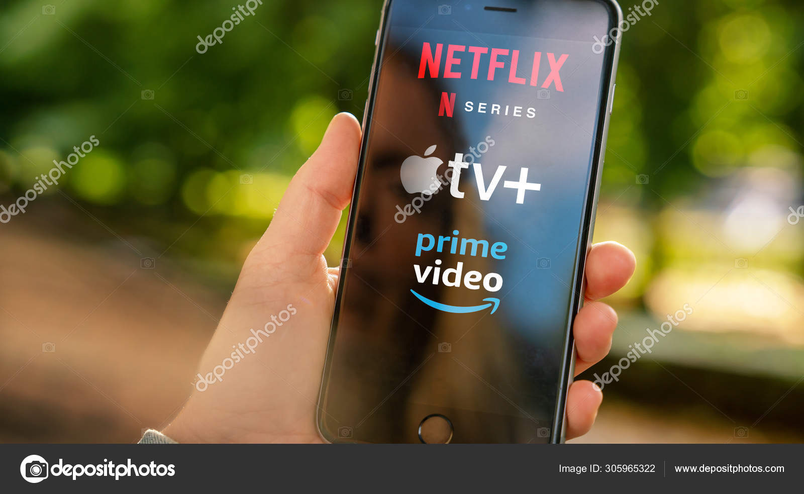 AACHEN, GERMANY - 10. September 2019 : Video Streaming apps — Stock ...