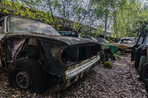 Old abandoned cars Stock Photos, Royalty Free Old abandoned cars Images | Depositphotos