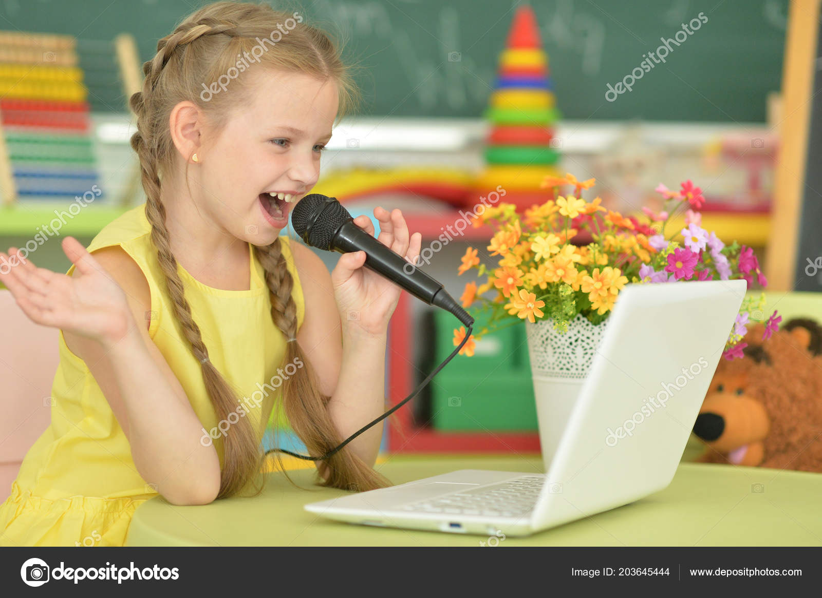 Cute Girl Singing Karaoke Laptop While Sitting Table ⬇ Stock Photo ...
