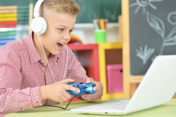 Minecraft education Stock Photos, Royalty Free Minecraft education ...