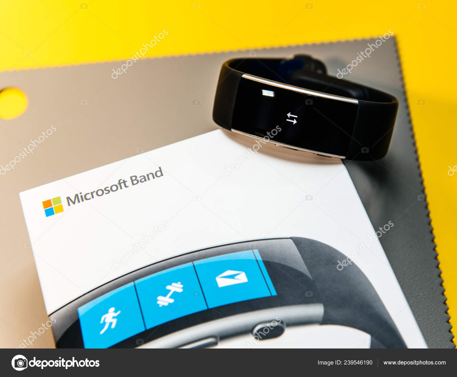 Microsoft Band Ad