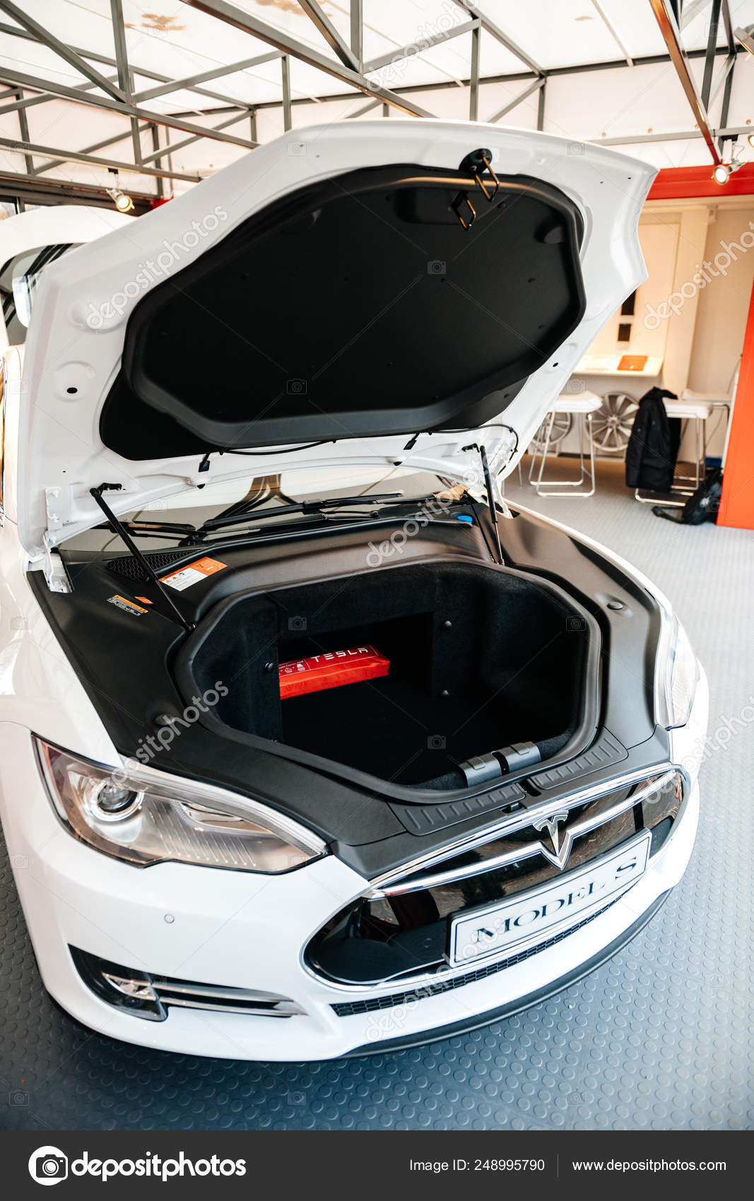 Tesla Model S Under The Hood