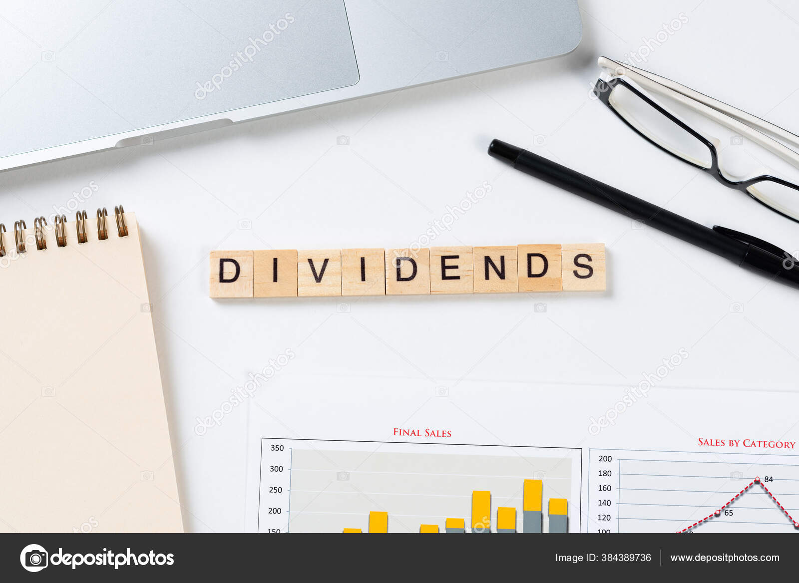 Dividends payment concept with letters — Stock Photo © Khakimullin ...