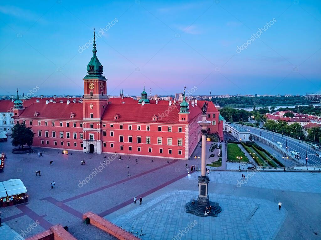 Hermosa vista panorámica del casco antiguo de Varsovia (Stare Miasto ...