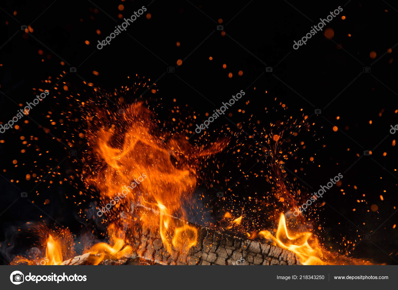 Burning Wooden Logs Fire Campfire Isolated Black Background — Stock ...