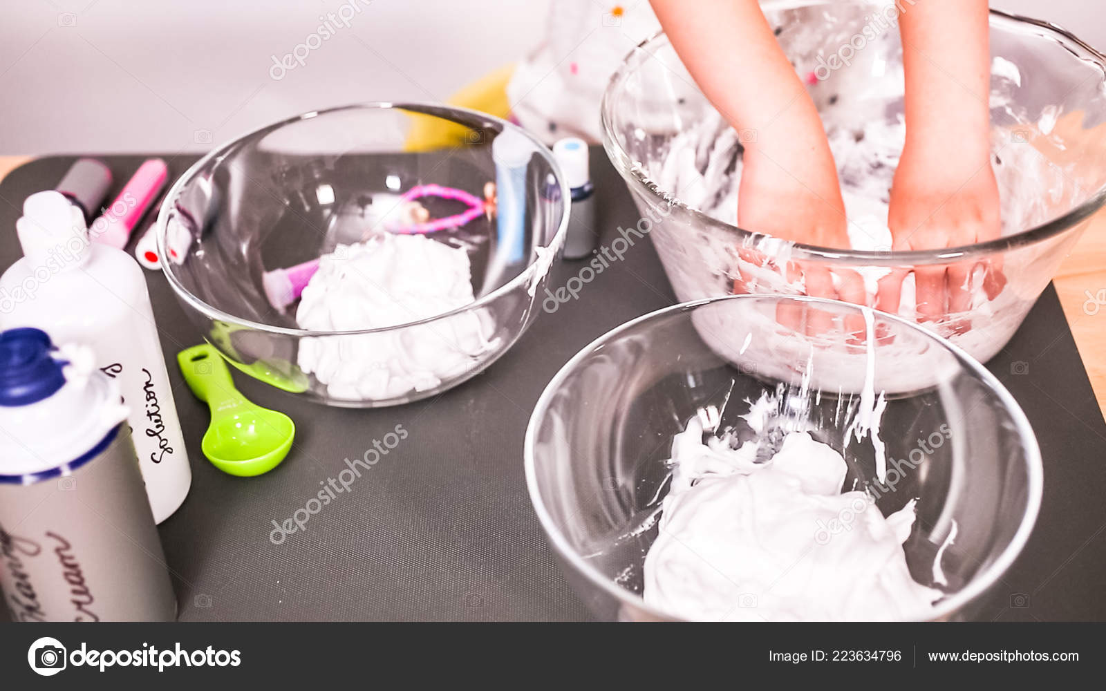 Step Step Mother Daughter Making Colorful Fluffy Slime Stock Photo by ...