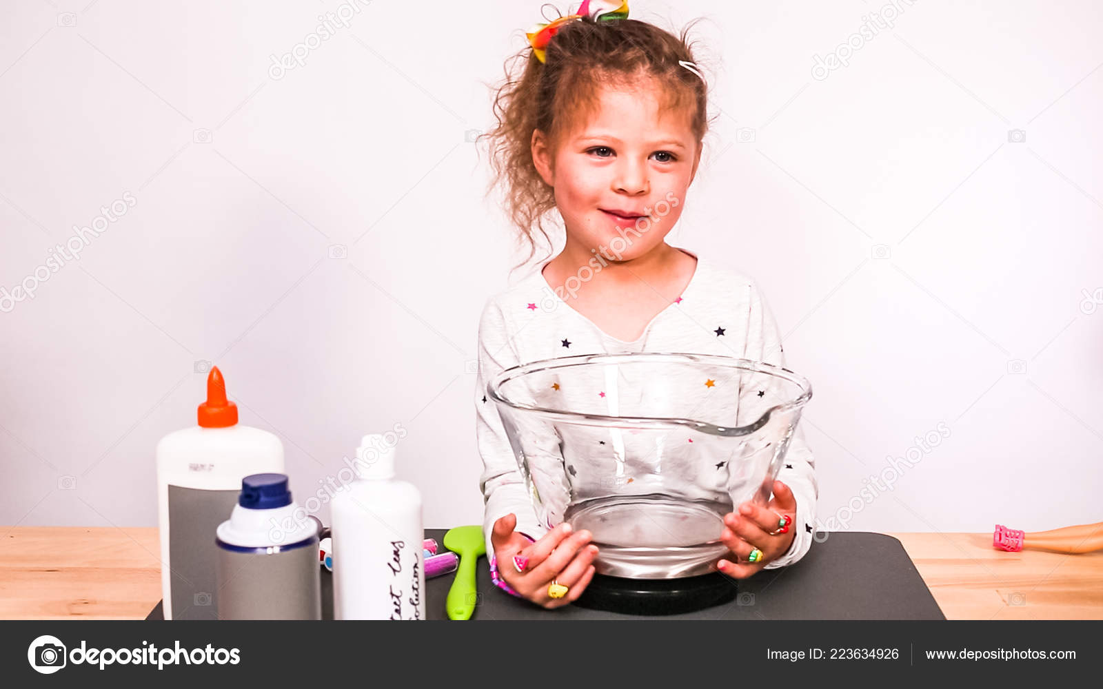 Step Step Mother Daughter Making Colorful Fluffy Slime Stock Photo by ...