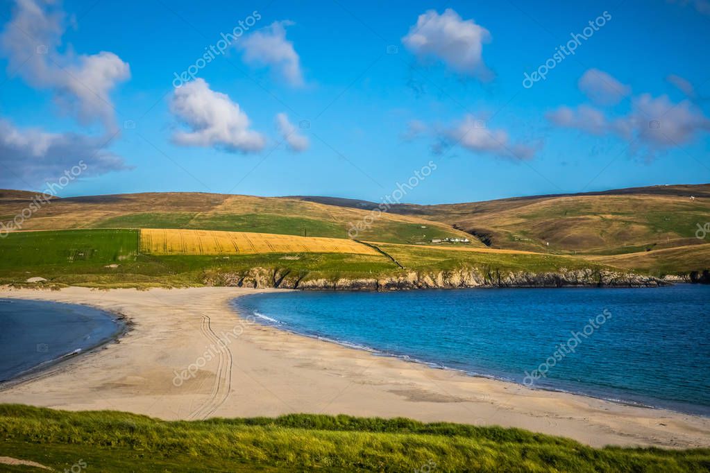 Escocia, Islas Shetland, St Ninian 's Beach, Un tombolo es una forma ...