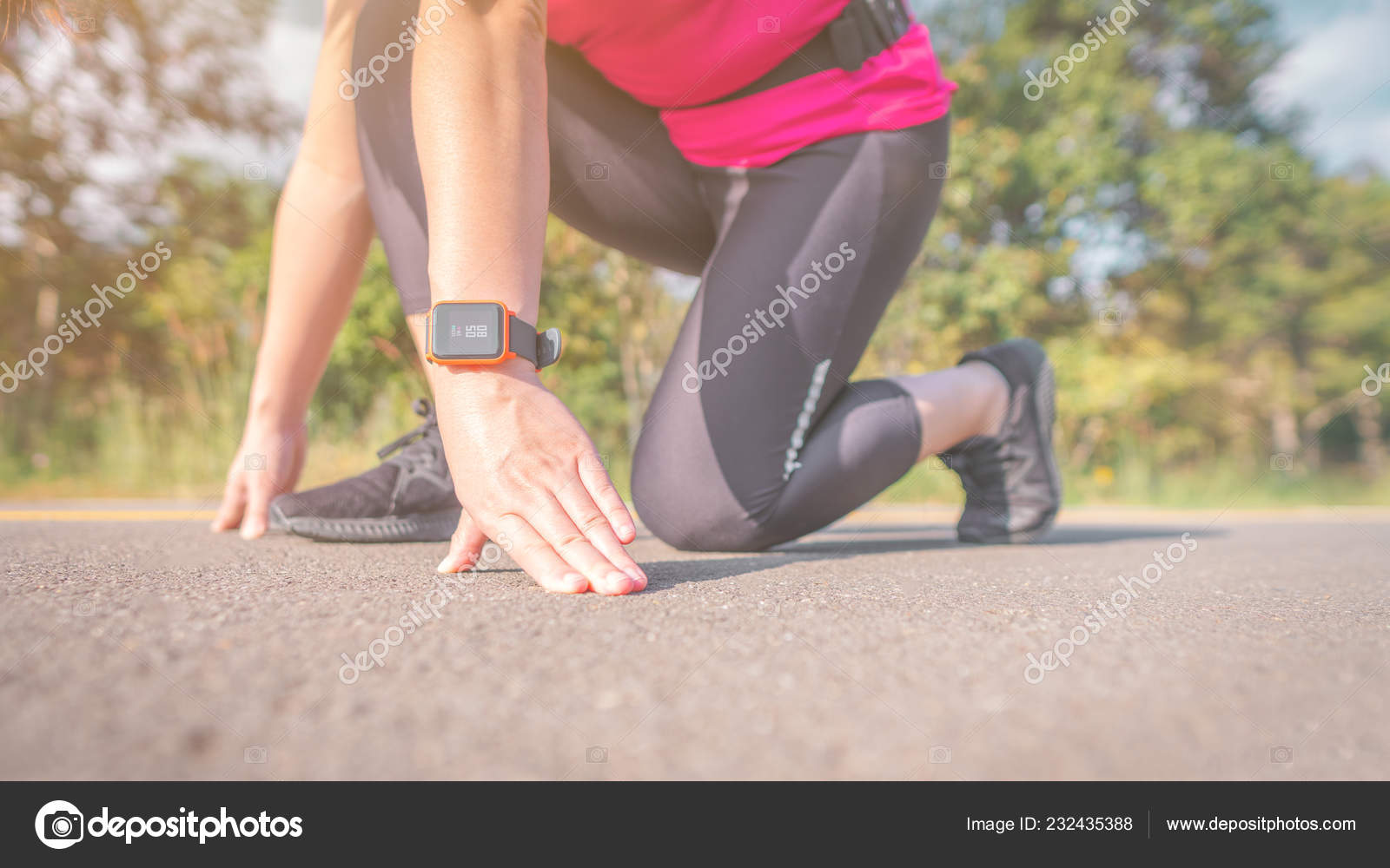 Women Exercise Morning Smartwatch — Stock Photo © Chonlachai #232435388