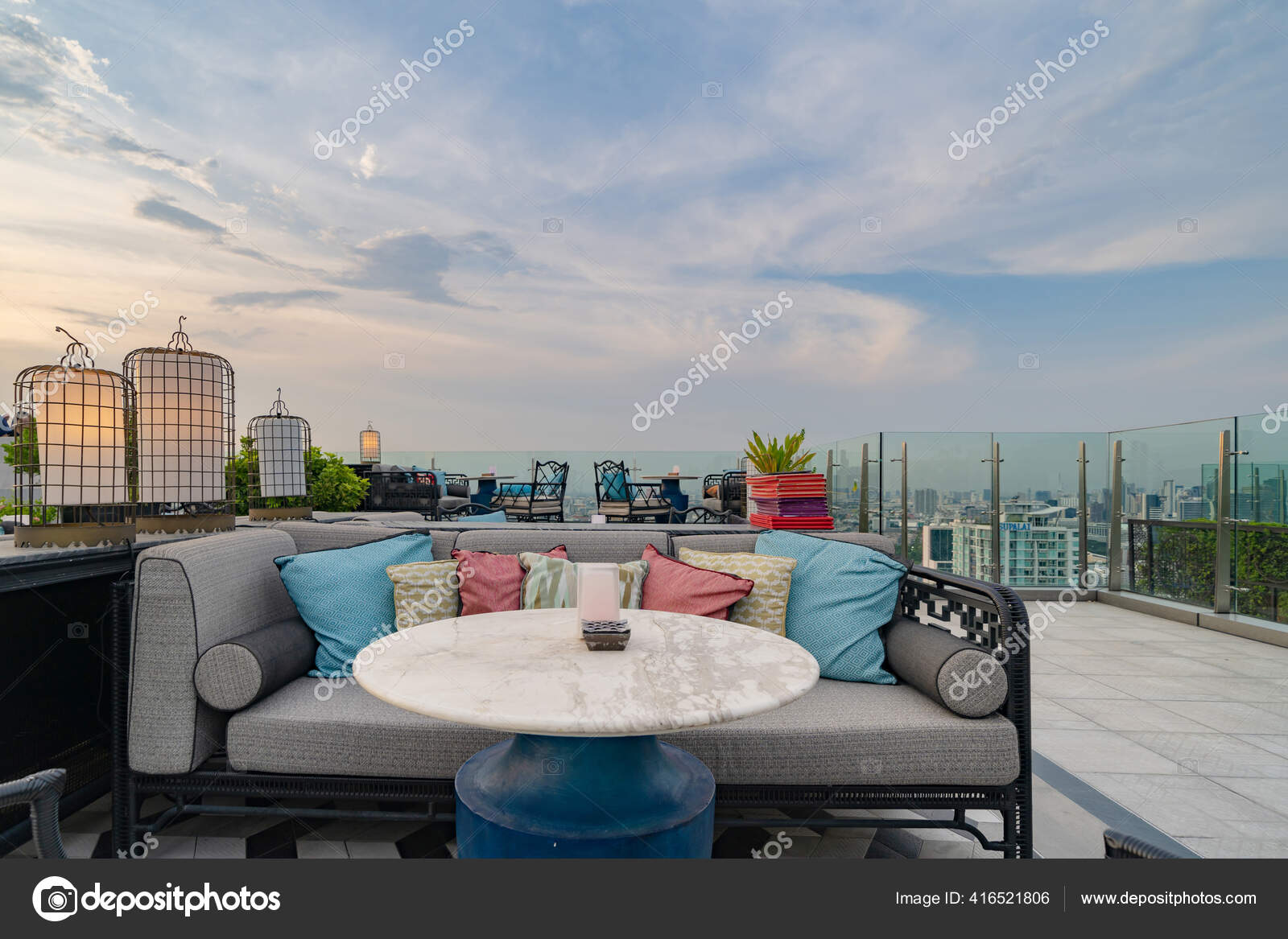 Sky Bar Restaurante Cafetería Salón Terraza Con Mesa Cena Azotea — Foto ...