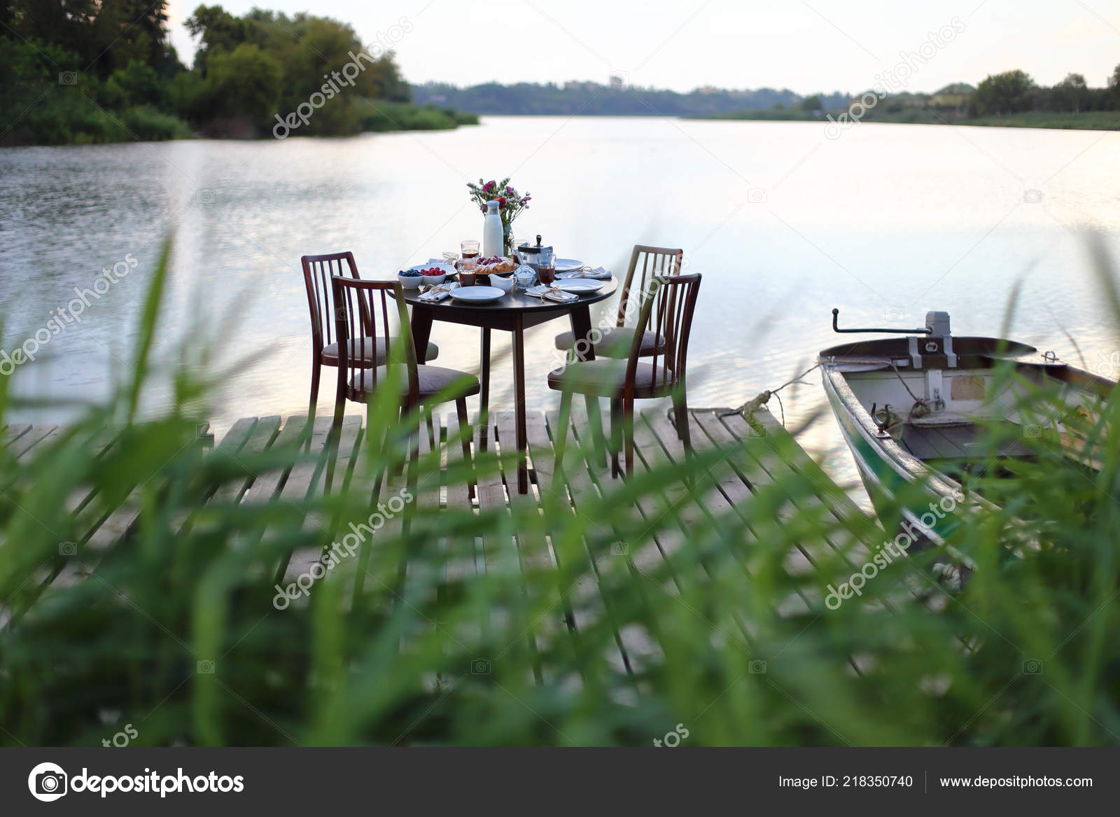 Table Served Party Dinner River Pier Food Meal Banquet Vacation Royalty ...