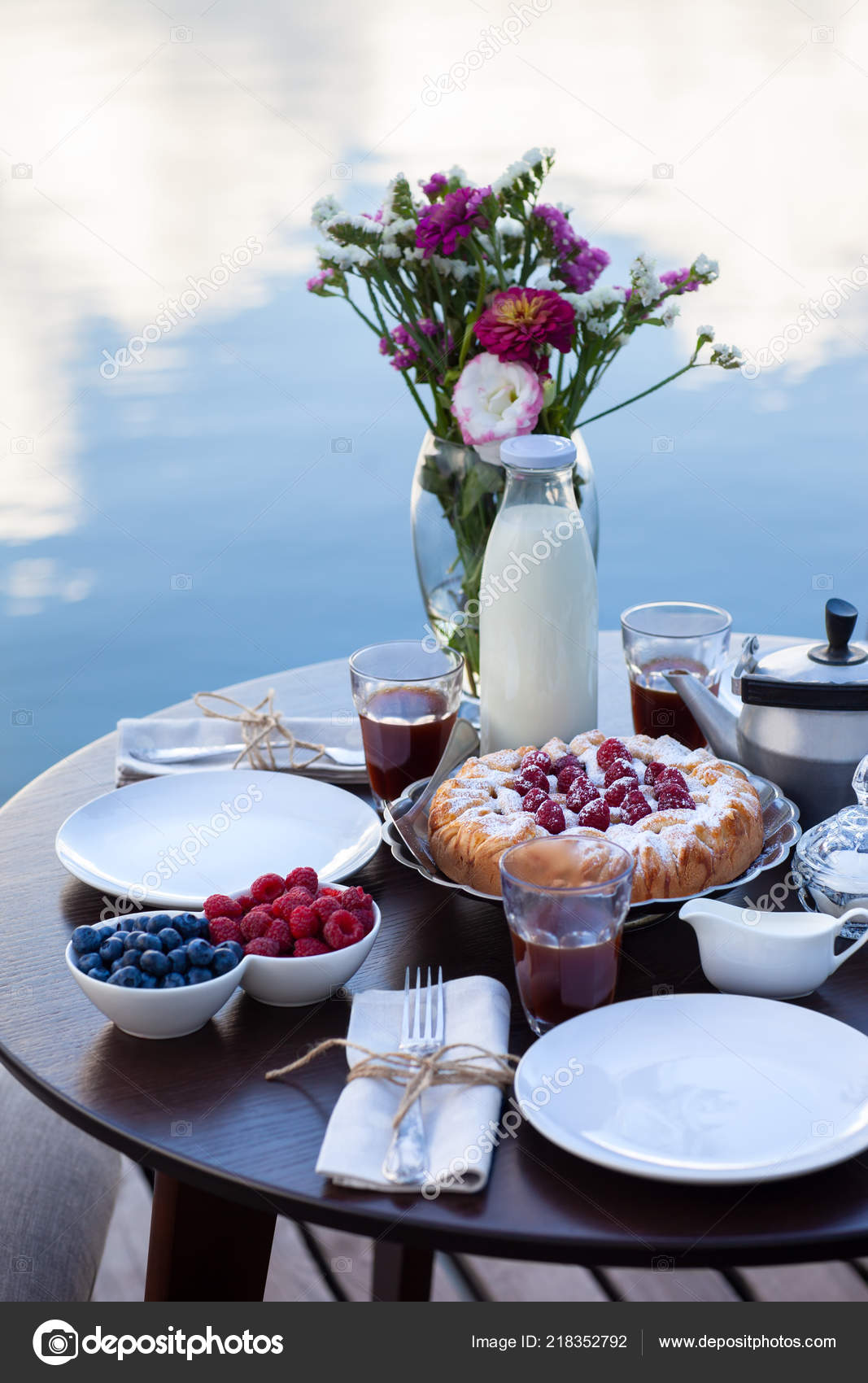 Romantic Dinner Beach Sunset Homemade Pie Berries Table Food Meal Stock ...