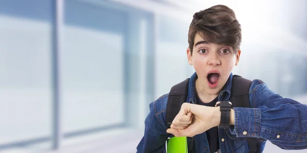 Frightened expression Stock Photos, Royalty Free Frightened expression ...