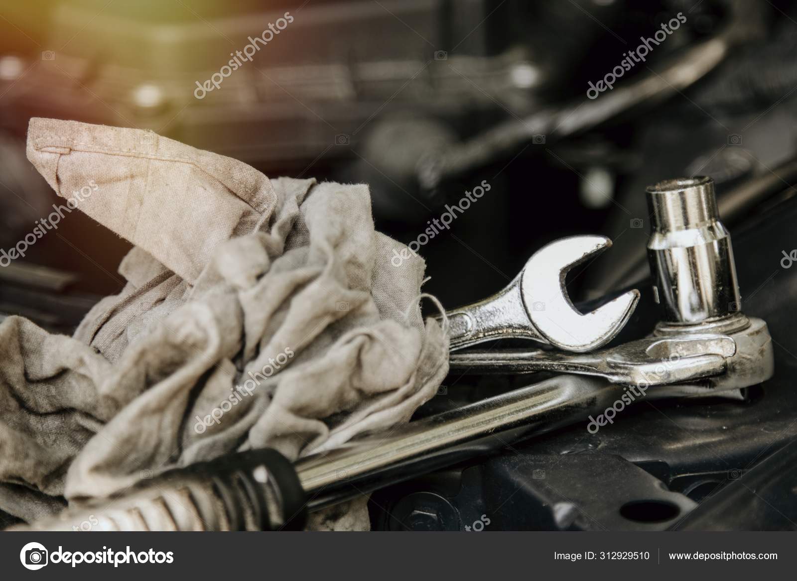 Tools Car Mechanic's Workshop Engine Stock Photo by ©carballo 312929510