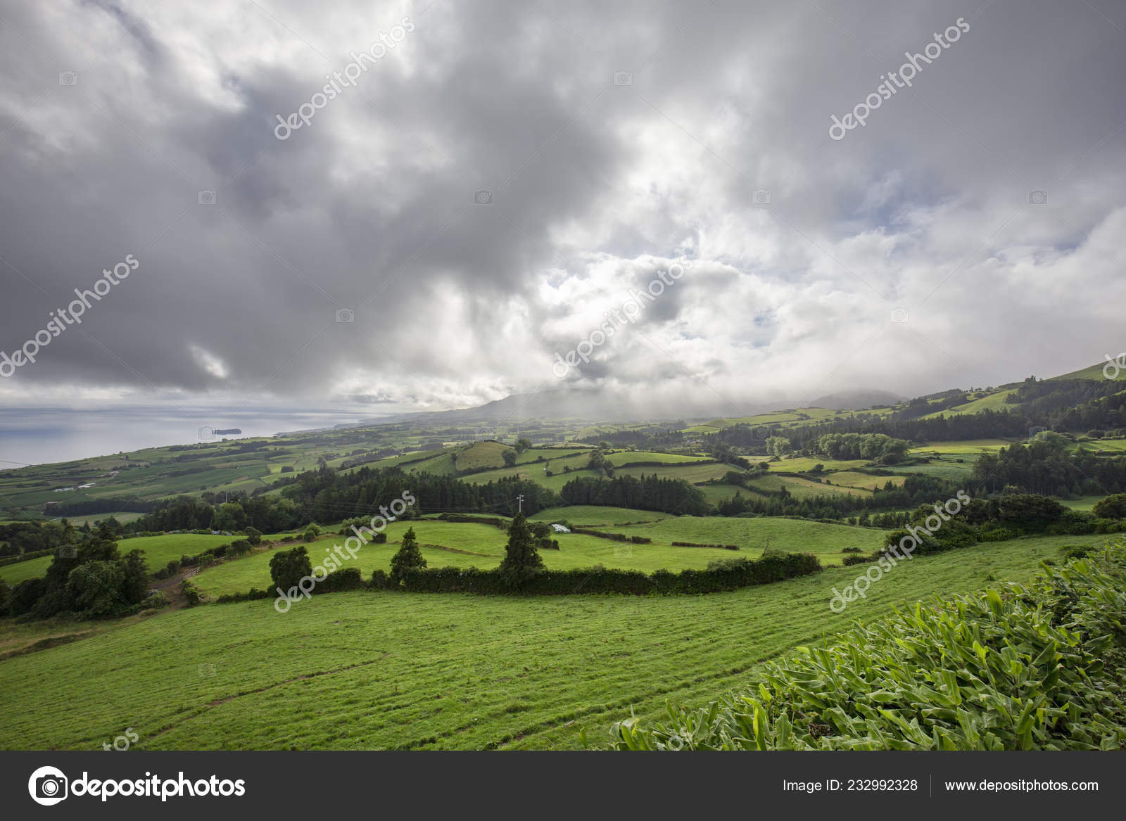 Clouds Putting Show Beautiful Countryside Sao Miguel Island Azores ... Clouds Putting Show Beautiful Countryside Sao Miguel Island Azores ...