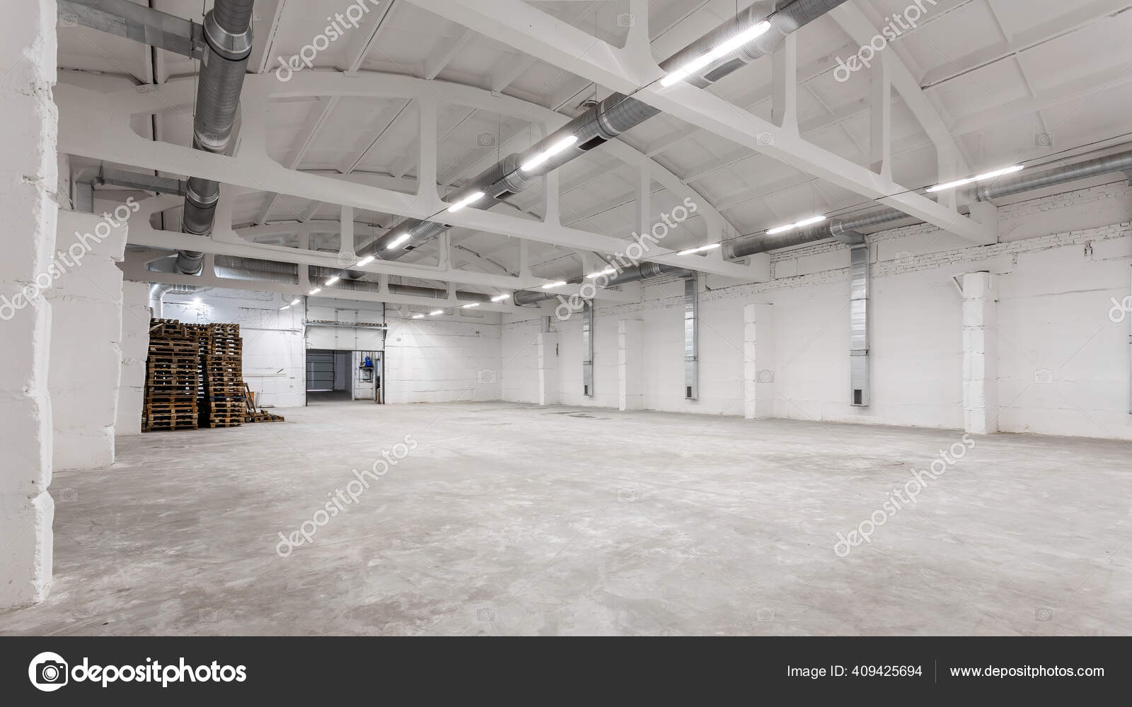 Industrial Building Interior White Brick Walls Concrete Floor Empty ...