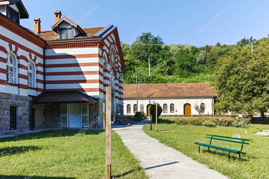 BELGRADE, SERBIA - 13 de agosto de 2019: Monasterio medieval de ...