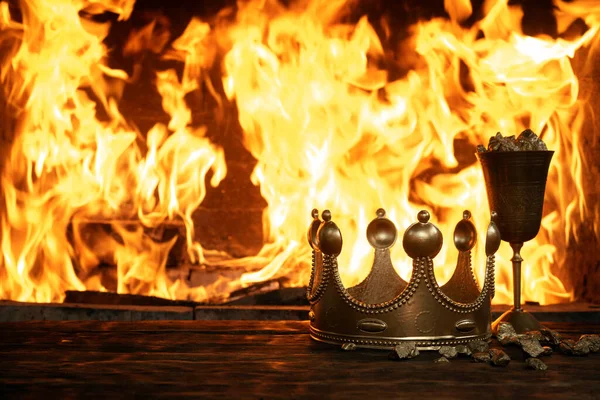 Burning crown Stock Photos, Royalty Free Burning crown Images ...