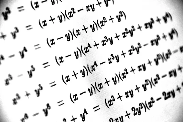Signos matemáticos fotos de stock, imágenes de Signos matemáticos sin ...