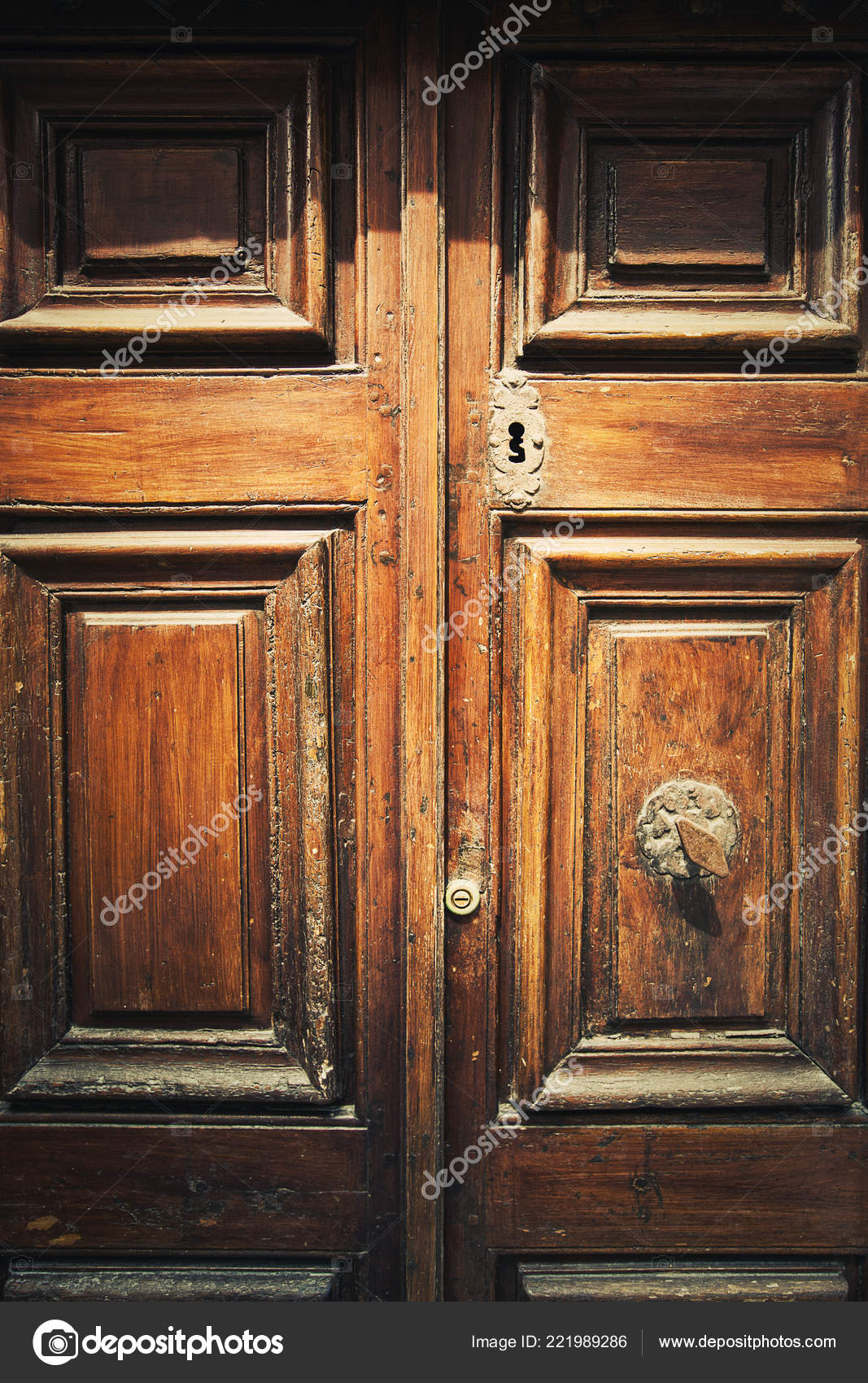 Old Wooden Door Texture Vintage House Entrance — Stock Photo © 1StunningArt #221989286