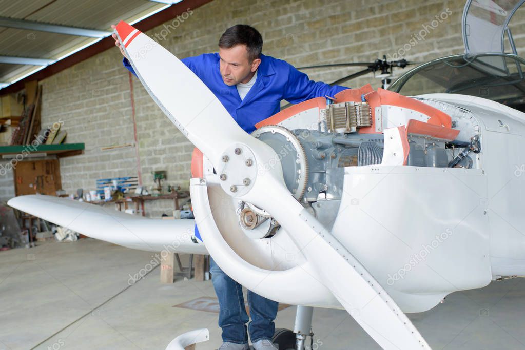 control de las h lices y aeronaves 2024