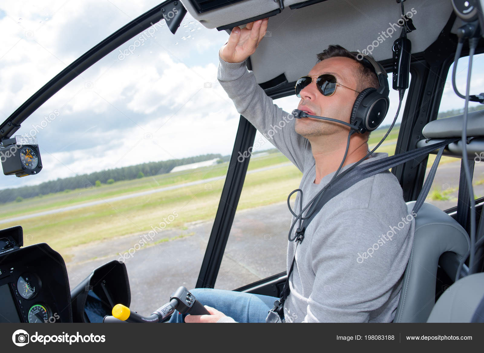Pilot in the cockpit Stock Photo by ©photography33 198083188