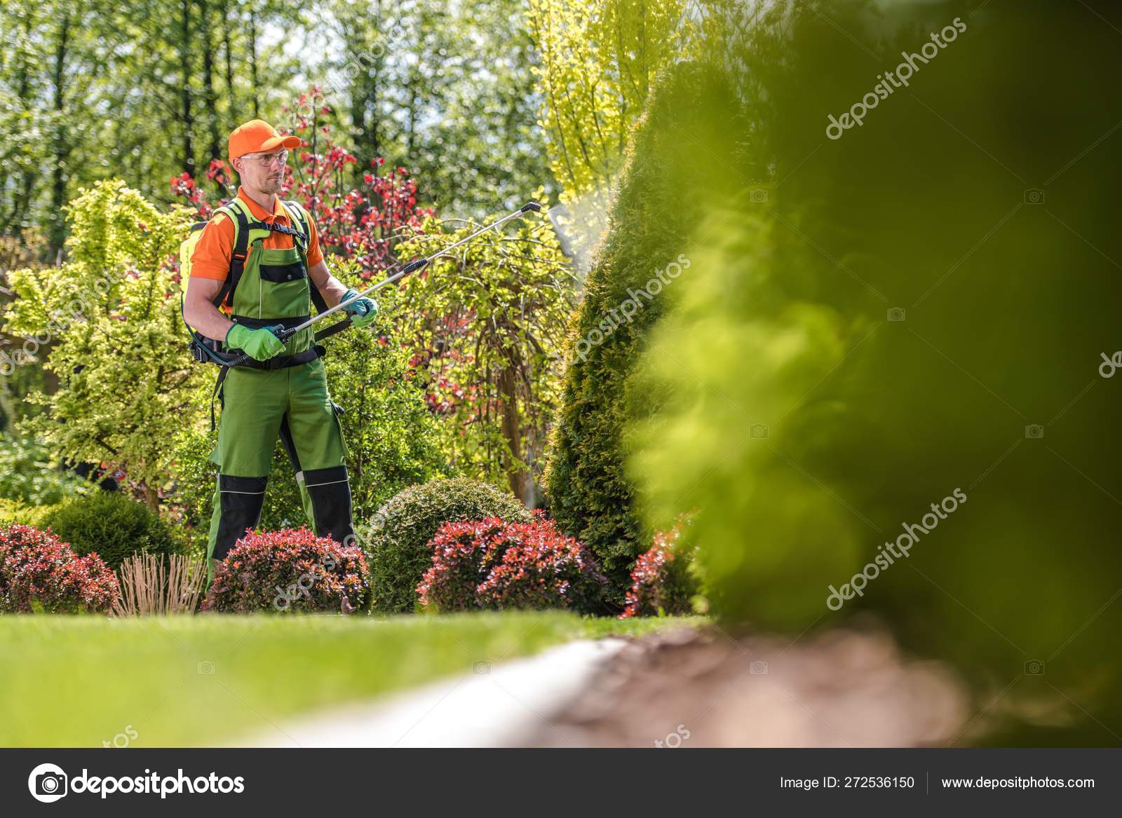 Pro Insecticide Operation Stock Photo by ©welcomia 272536150