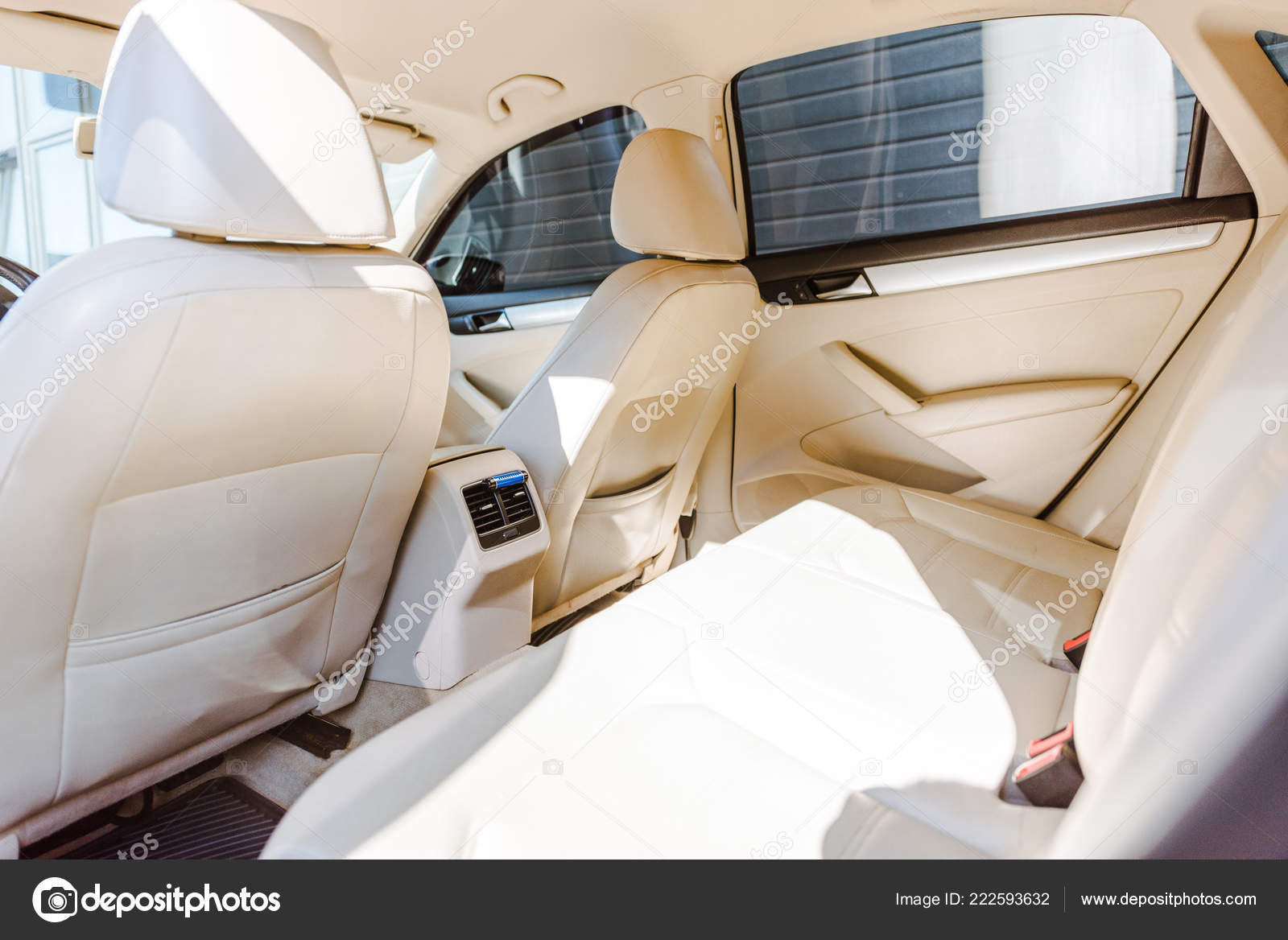 Interior Beige Leather New Car Sunlight — Stock Photo © Y-Boychenko ...