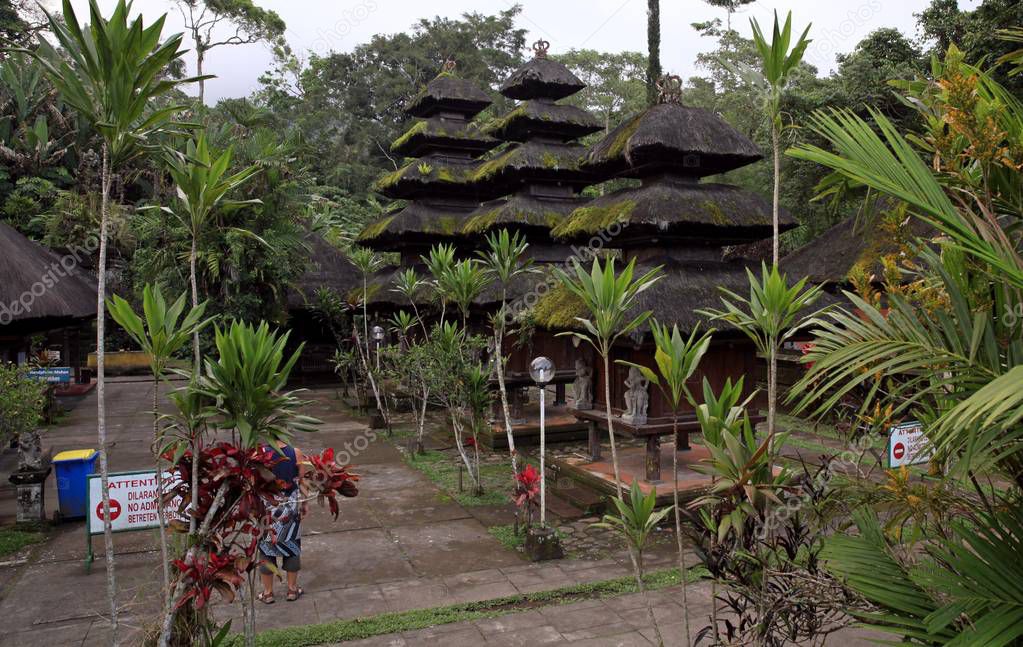 Pura Gagar Budaya Pura Luhur Batukan - Templo hindú en la isla de Bali ...