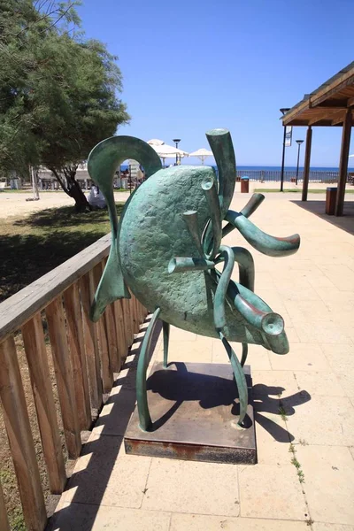 Estatua de gambas grandes stok fotoğraflar | Estatua de gambas grandes ...