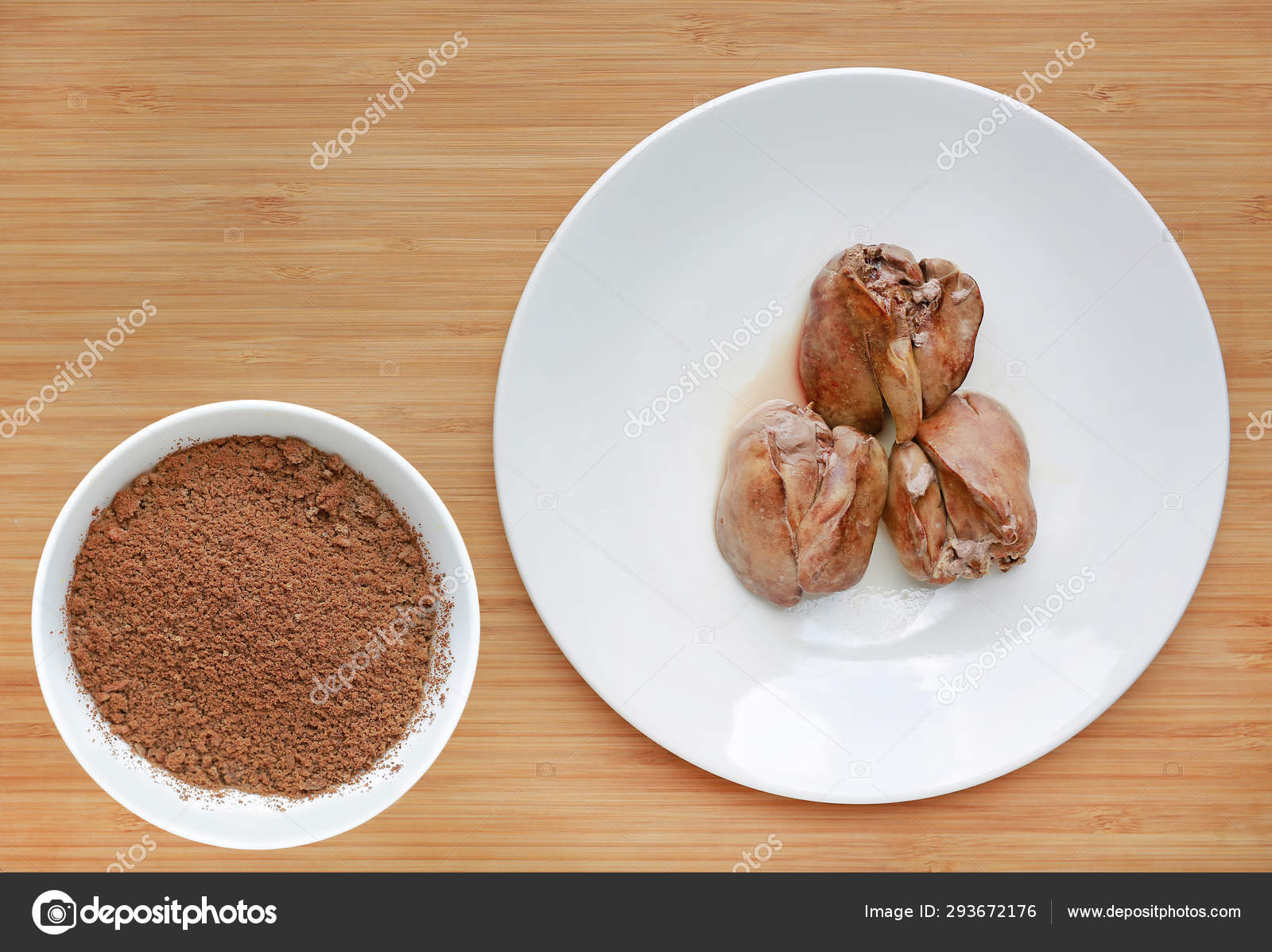 Boiled Chicken Liver White Plate Mashed Boil Chicken Liver Bowl — Stock ...