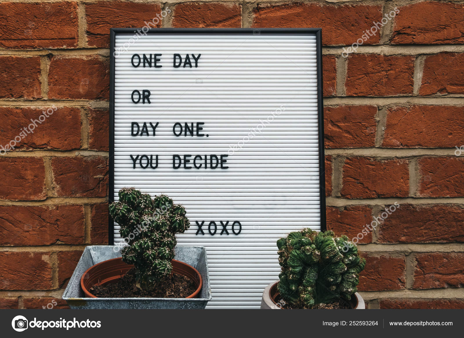 One day or day one motivational quote. — Stock Photo © AlenaKr #252593264