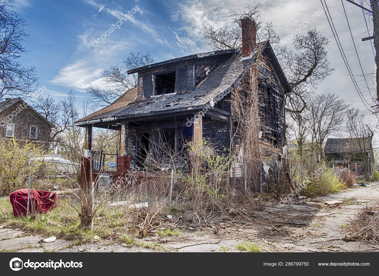 Burned Out House – Stock Editorial Photo © searagen #286799750
