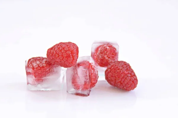 Raspberry frozen Stock Photos, Royalty Free Raspberry frozen Images ...